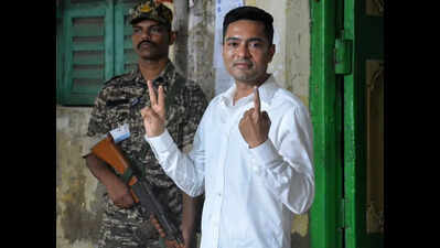 HC may hear ‘Signgate’ matter today, no urgent hearing for plea against ...