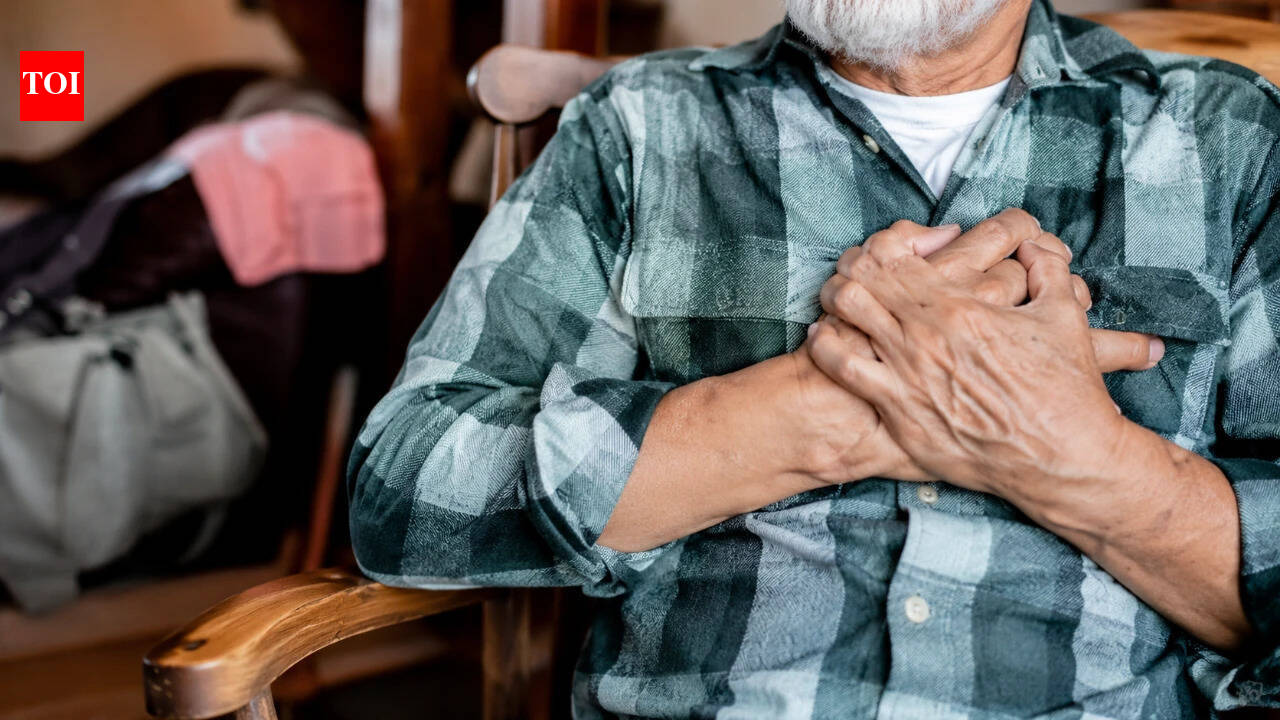 COPD attack? No, a pea blocking airway | Delhi News - The Times of India