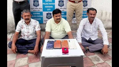 Rs 20cr ‘magic stone’ deal lands 3 in police net | Vadodara News - The ...