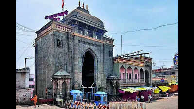 Tuljabhavani temple management bars two priests from entering premises ...