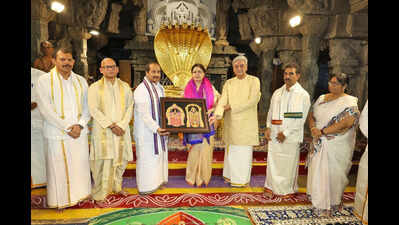 Chief Justice Lisa Gill offers prayers at Tirumala | Vijayawada News ...