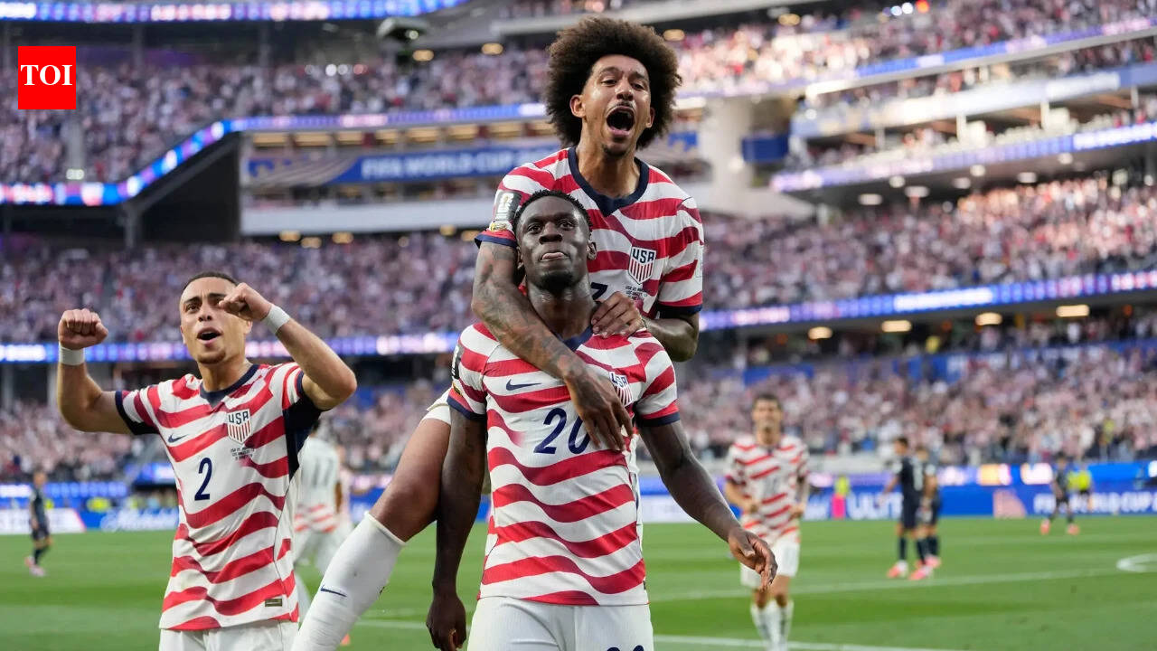 USA vs Paraguay FIFA World Cup Match Result: Balogun brace, Pulisic ...