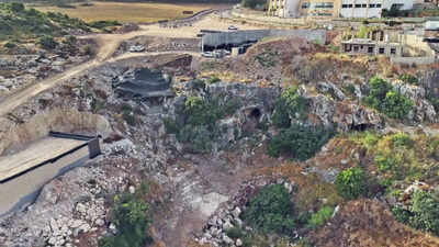 300,000-year-old prehistoric cave discovered south of Haifa reveals ...