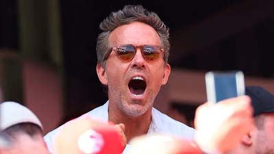 “Vibes over court drama”: Fans spot Ryan Reynolds chilling in FIFA ...
