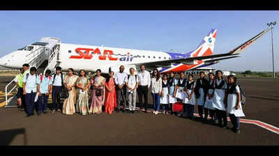 K'buragi teachers gift flight trip to 11 top students | Hubballi News ...