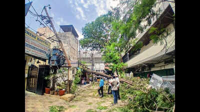 Flooded streets, frequent power cuts add to Hyd residents’ monsoon woes ...