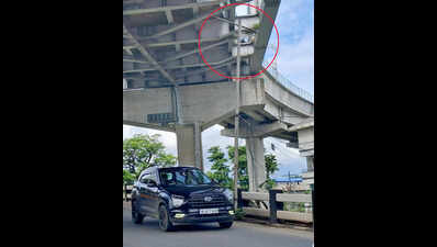 Tripunithura residents demand streetlights and canal cleanup after RoB ...