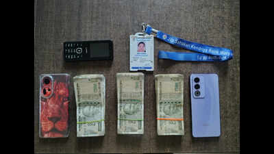 Bank cashier on the run in Rs 41.5 lakh embezzlement case held | Indore ...