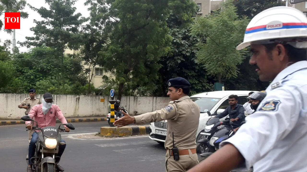Five traffic challans in a year may lead to licence suspension: Govt ...
