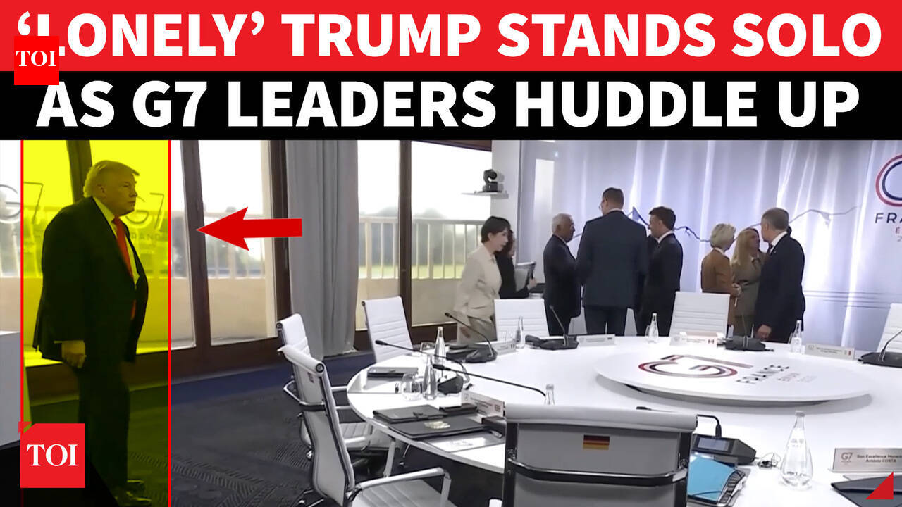 AWKWARD! Trump Left Standing Alone As G7 Leaders Huddle And Laugh In ...