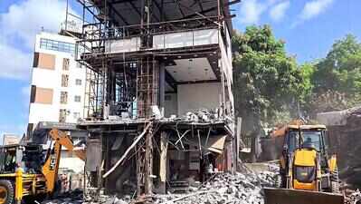 Nashik civic body razes encroachments around Sarda circle | Nashik News ...