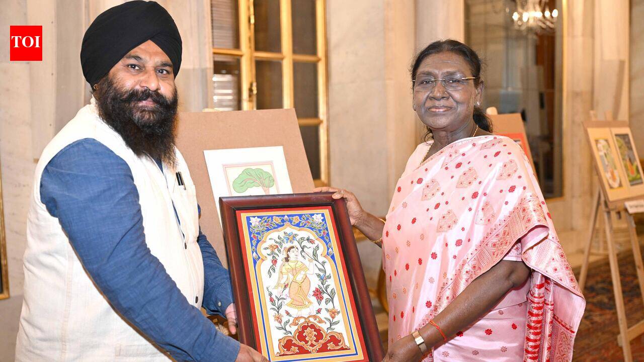 Master of Sikh miniature art makes massive impact, honoured by ...