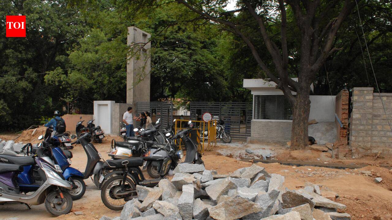 Telangana govt cracks down on illegal C&D dumping | Hyderabad News ...