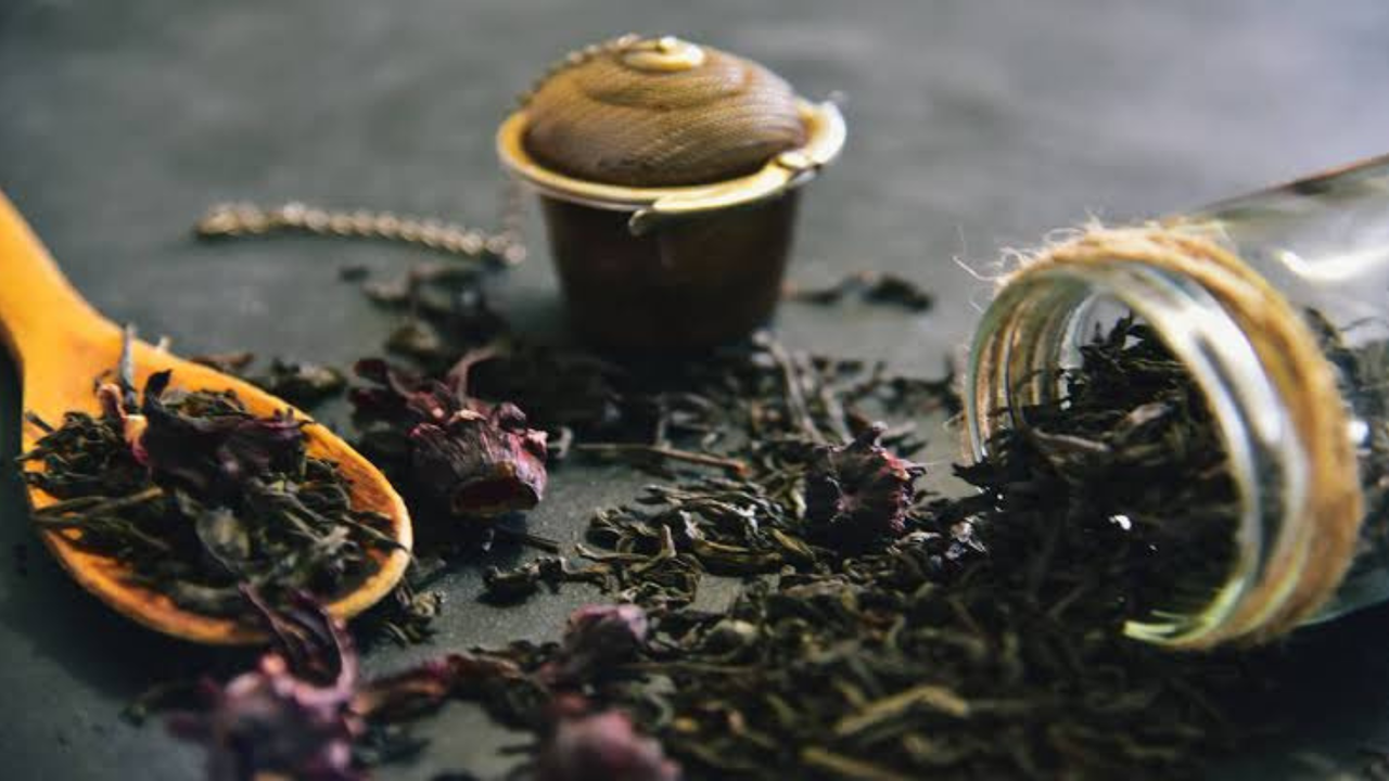 Reuse Tea Leaves: 5 Smart and Eco-Friendly Ways to Use Them at Home