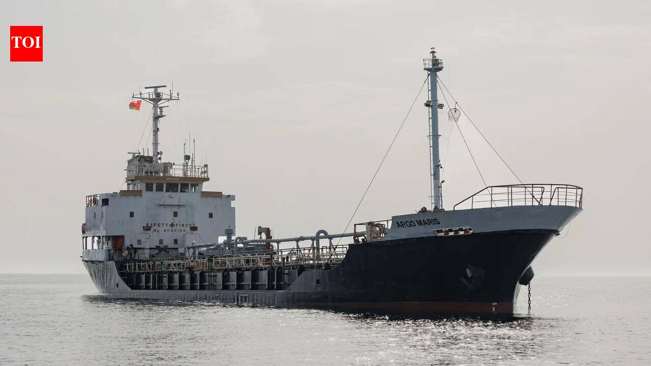 Iran ties Hormuz reopening and US peace talks to curbing Israel in ...