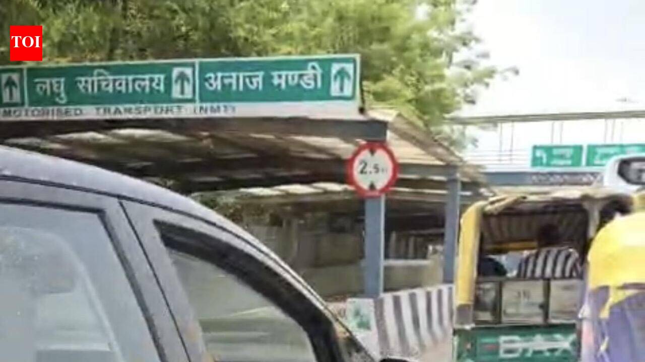 Man thrashed, car smashed after row over giving way | Gurgaon News ...