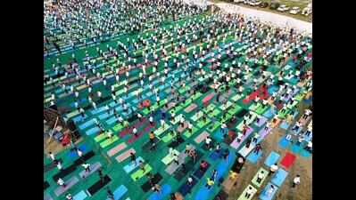 Thousands take part in Yoga Day events across state | Dehradun News ...