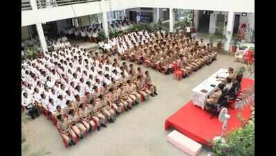 Nashik city police appoints additional 200 new traffic wardens | Nashik ...