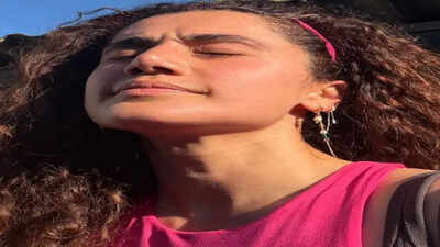 Taapsee Pannu crushes 275 burpees, 200 sit-ups, 150 push-ups just in 60 ...
