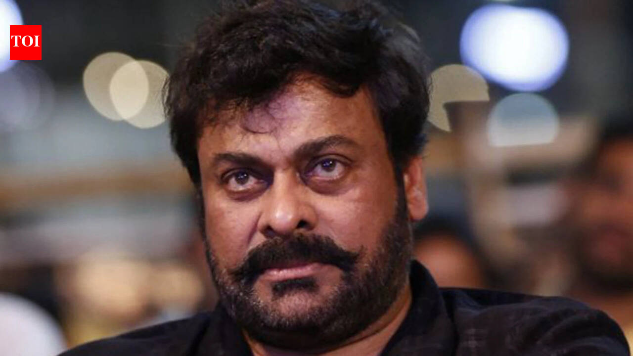 'Please listen responsibly': Chiranjeevi LOSES PATIENCE with disruptive ...
