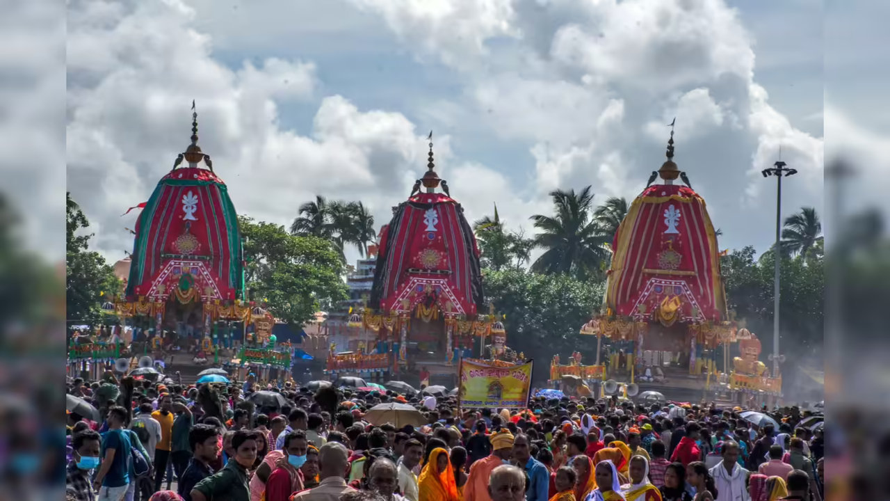 Rath Yatra 2026 Travel Guide: Best Places to Visit and Things to Do in Puri