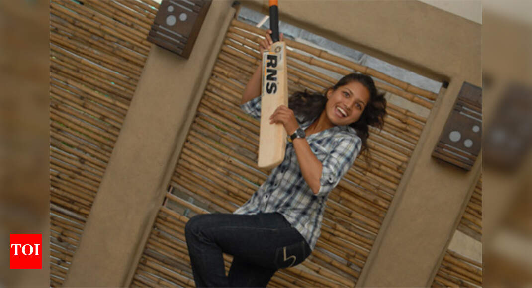 I don’t blush easily: Mona Meshram - Times of India