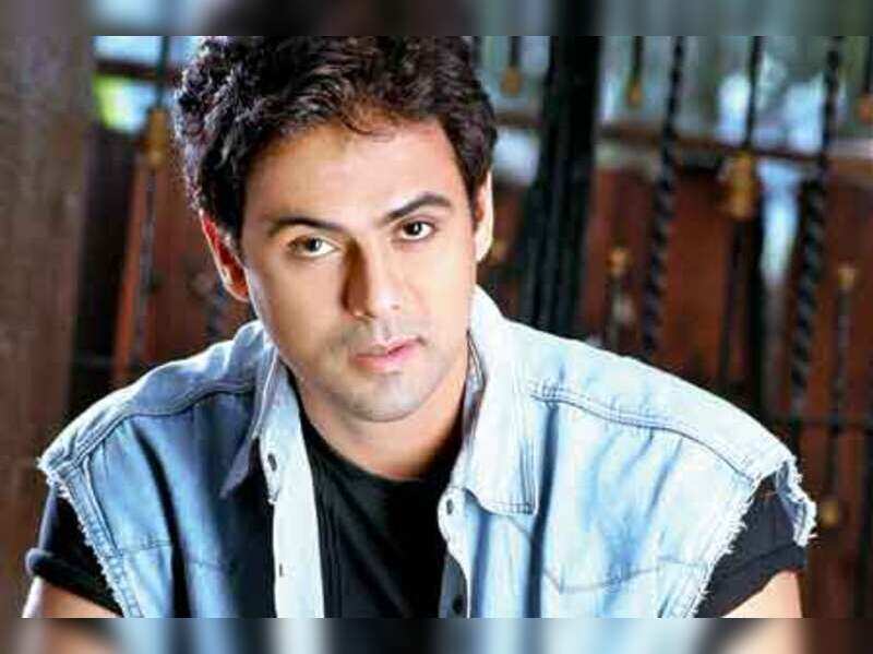 An actor’s life cannot be secure: Pawan Shankar - Times of India