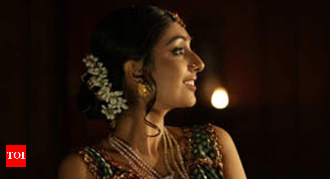 Uthara Unni makes her debut in Mollywood | Malayalam Movie News - Times ...