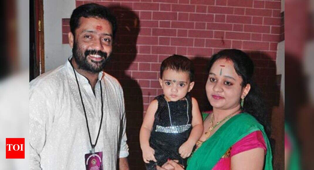 Television stars sashayed and shined at a recently held TV awards night ...