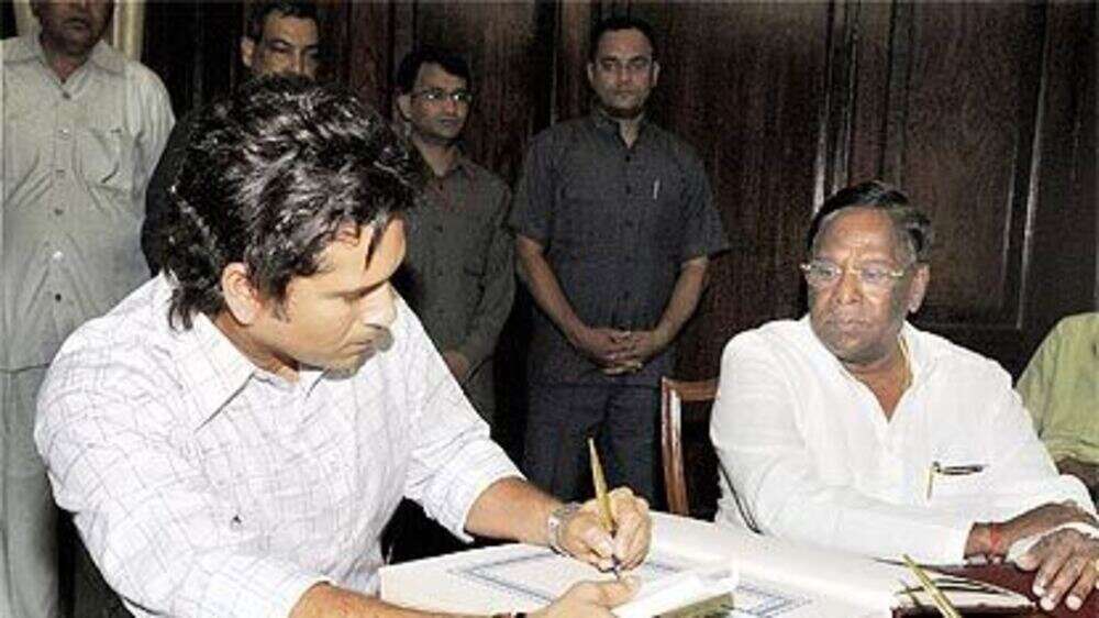 Sachin Tendulkar sworn in as Rajya Sabha MP | The Times of India
