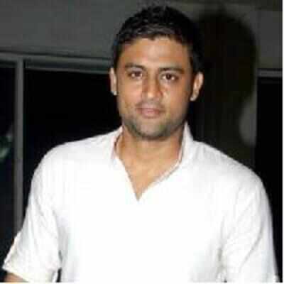 Channel V: Manav Gohil’s comeback to Television! - Times of India