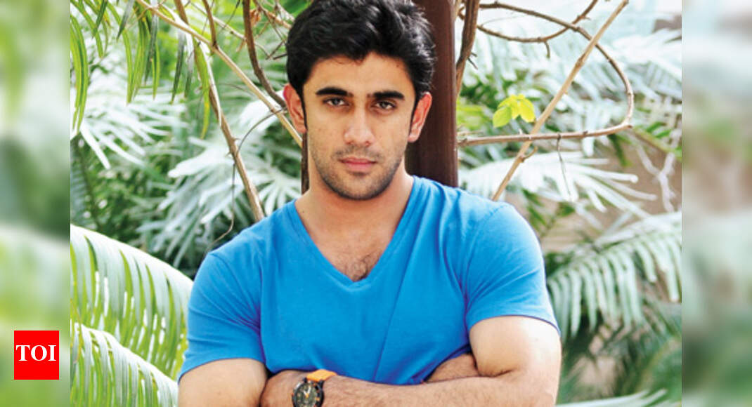 TV actors end up being EMI actors - Times of India