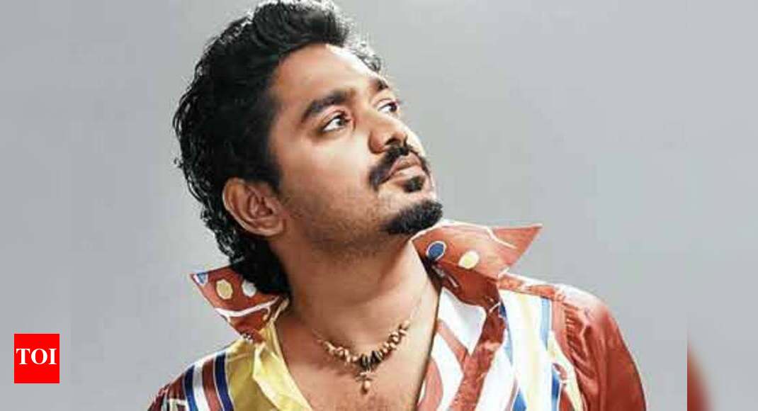 M Padmakumar wraps up 'Oru Bolivian Diary 1995' | Malayalam Movie News ...