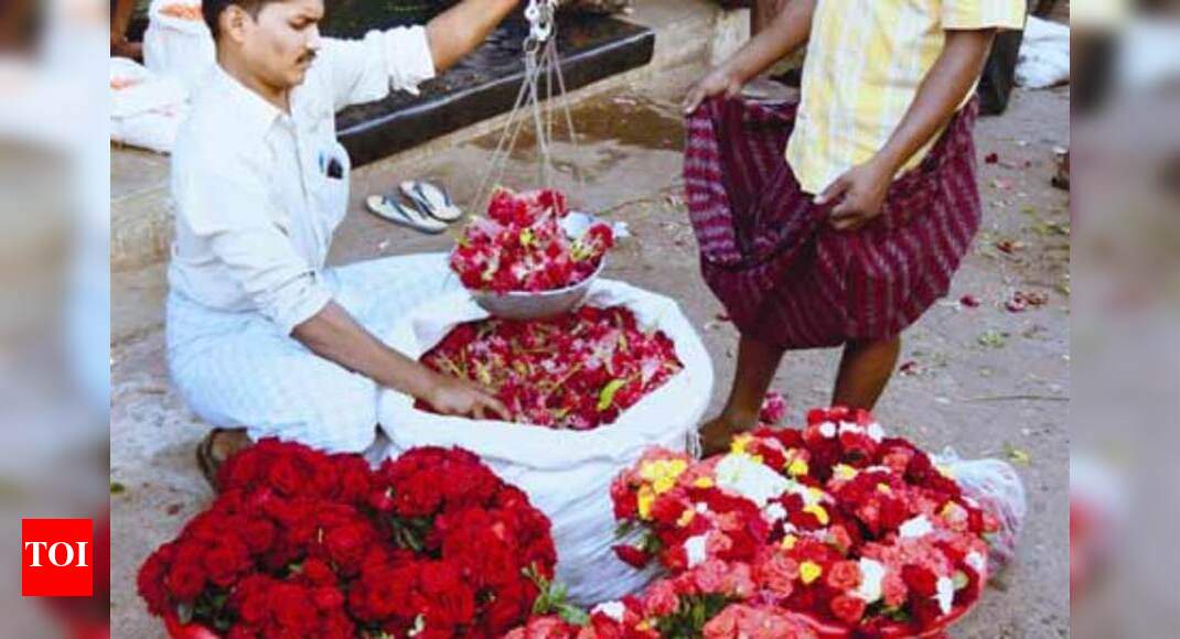 Madurai flower market exploding with colours - Times of India