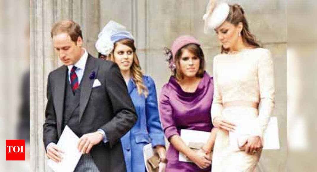 Kate pushed down royal pecking order - Times of India