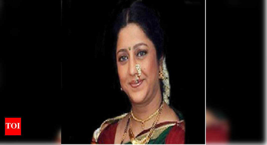 Seema Dekhmukh to enter Saath Nibhana Saathiya - Times of India