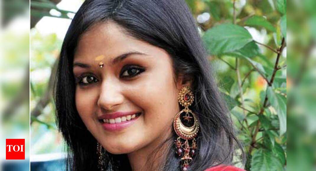 Sritha waits for Fahadh Faasil | Malayalam Movie News - Times of India