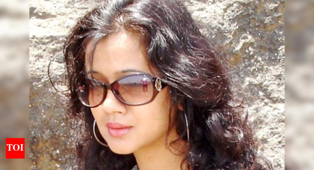 Gunjan Pant turns TV Reporter | Bhojpuri Movie News - Times of India