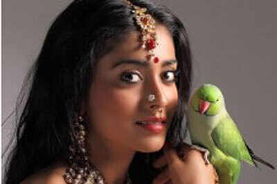 Shriya to play princess in costliest bi-lingual Chandra | Tamil Movie ...