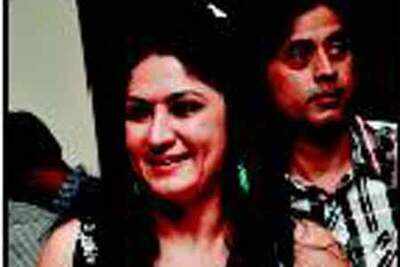 Aamir Raza, Virat Husain’s play in Bangalore | Events Movie News ...