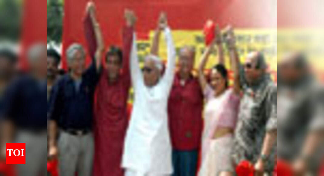 Film fraternity campaigns for CM - Times of India