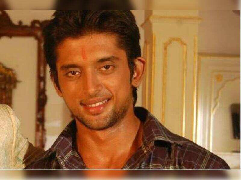 Star Plus: “Sanaya and I are friends off screen,” says Abhaas Mehta ...