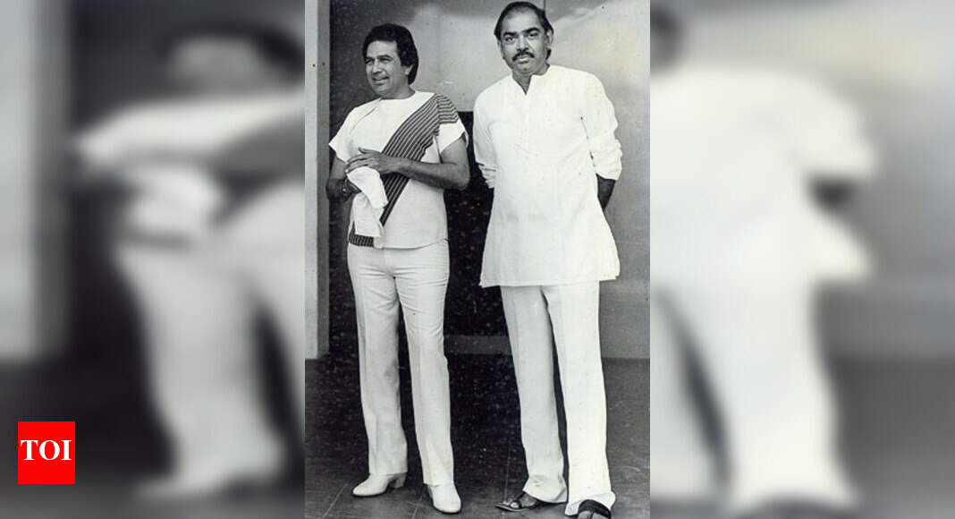 Dimple, Rajesh's suite for their 1st anniversary was decorated by me: D ...