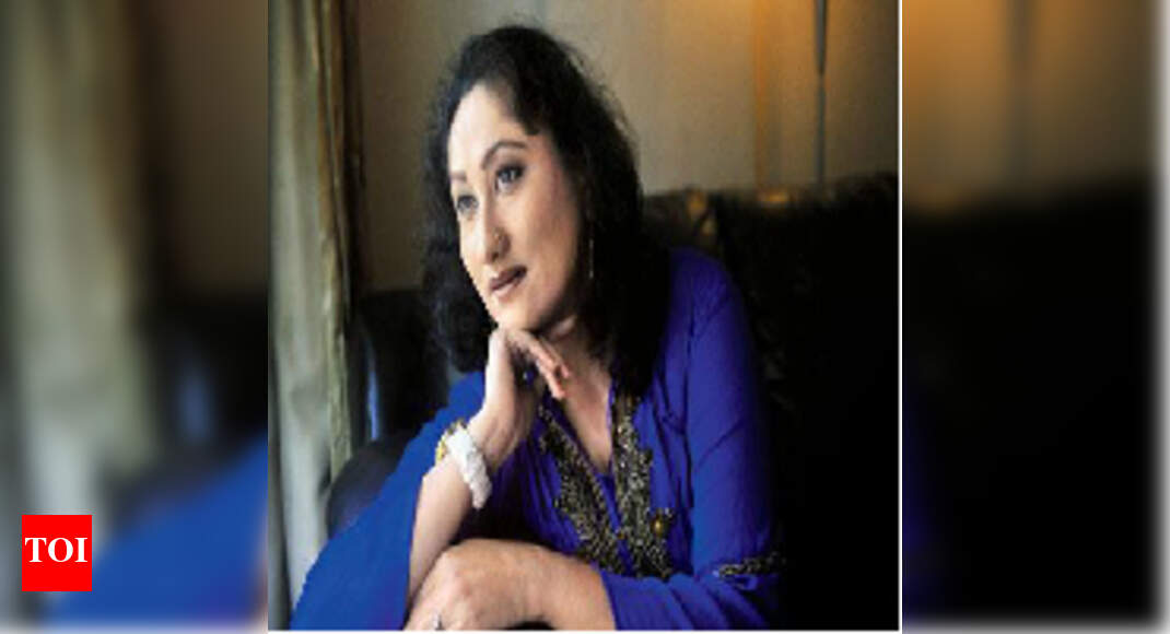 Jayati fails to impress with salsa act - Times of India