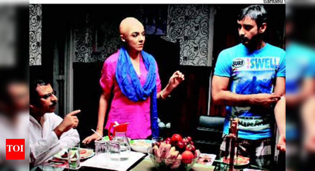 Bald and beautiful Locket Chatterjee | Bengali Movie News - Times of India