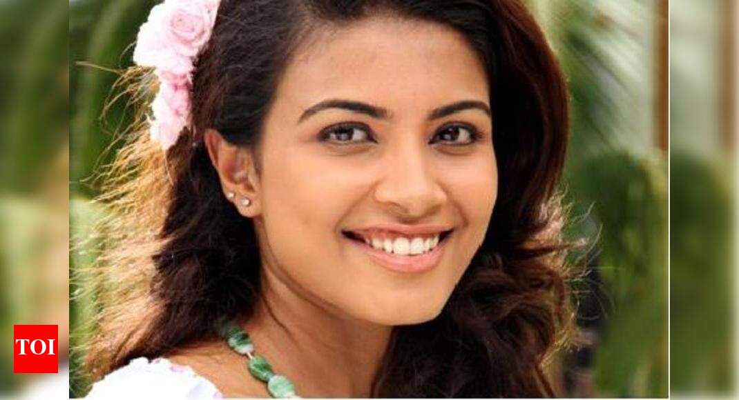 Kavya's K-Town debut | Tamil Movie News - Times of India