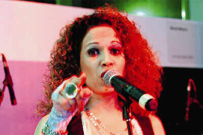 Avril entertained guests at car launch in the city | Events Movie News ...