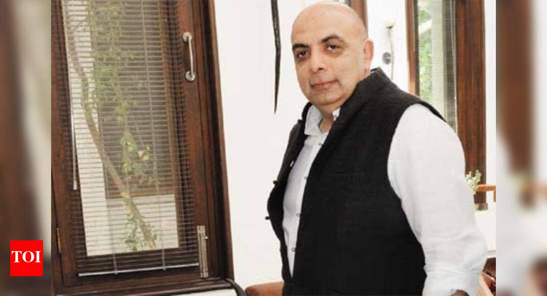 Tarun brings couture expo to Mumbai - Times of India