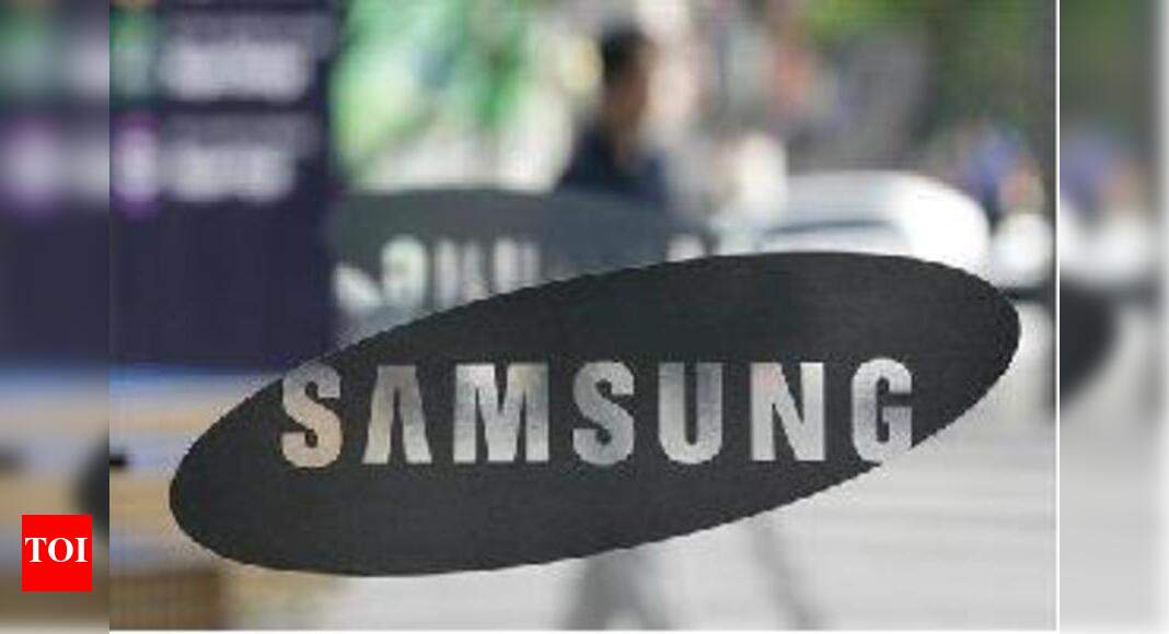 Samsung loses lead in social media buzz to Maruti Suzuki - Times of India