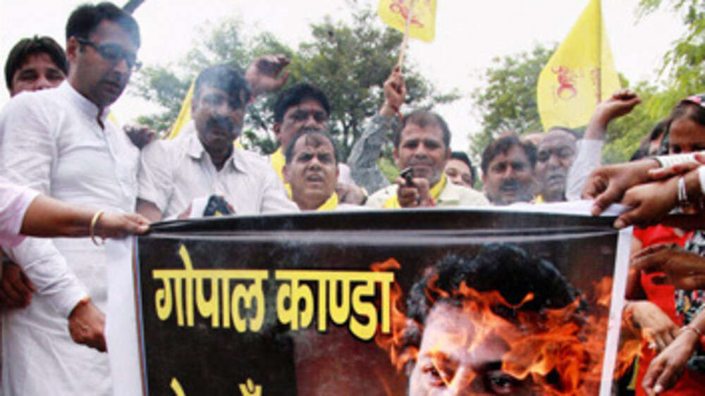 Gopal Kanda's rise to wealth and power | The Times of India